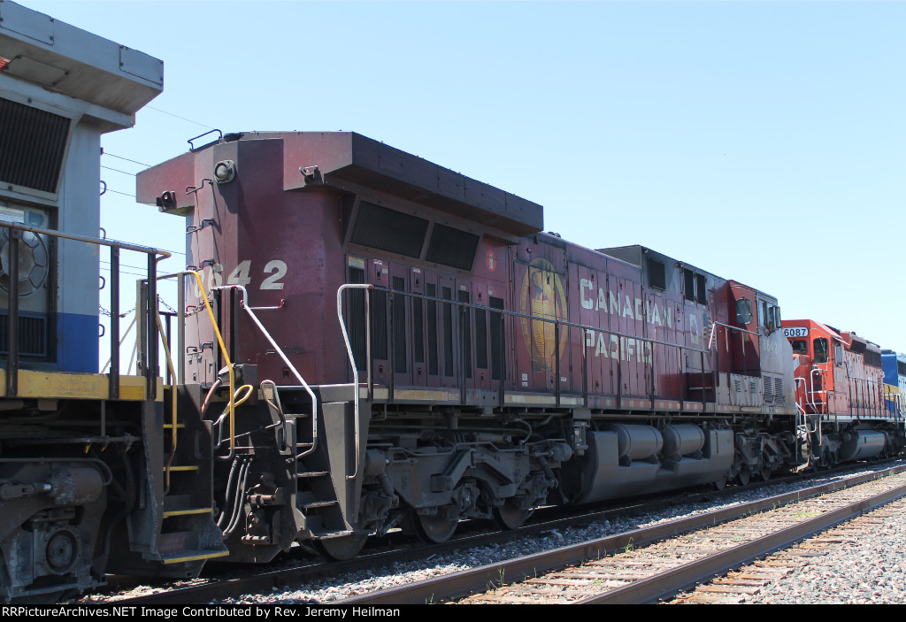 CP 8642 (2)